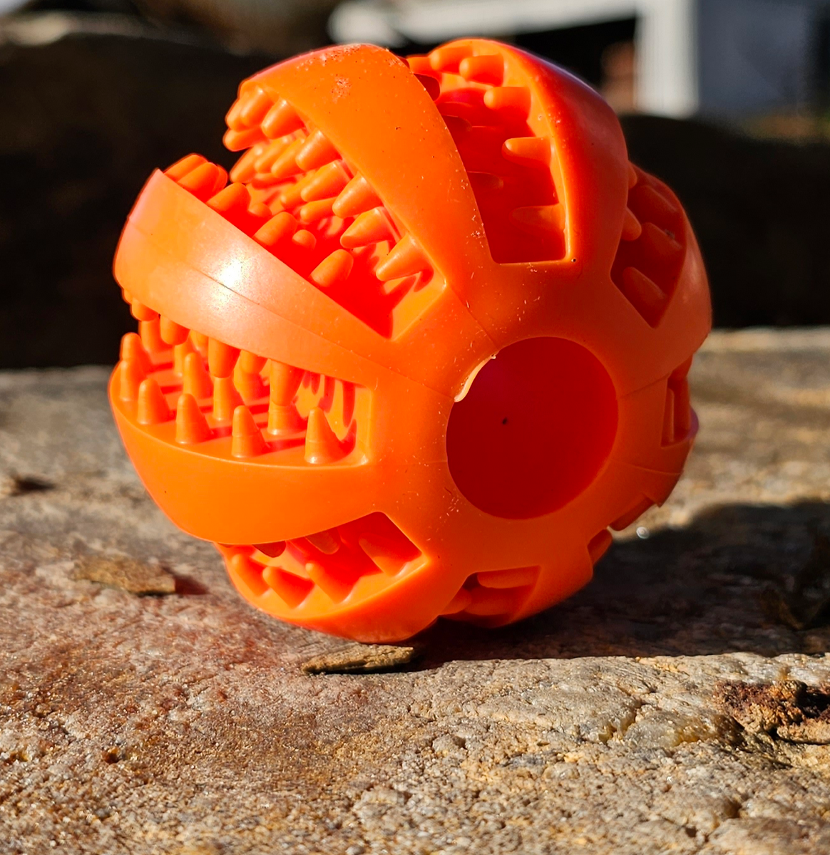 Tuff-Bite Ball – The Quality Collar Co.